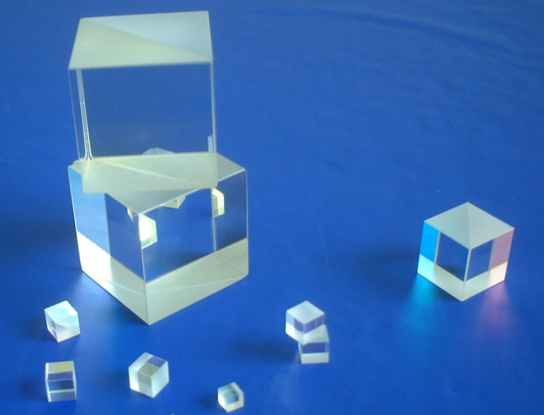Polarizing Beamsplitter Cube - Jingda